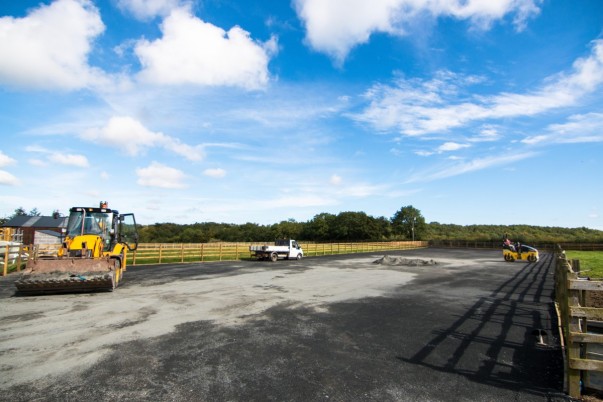 Alnwick Ford Equestrian • Parking